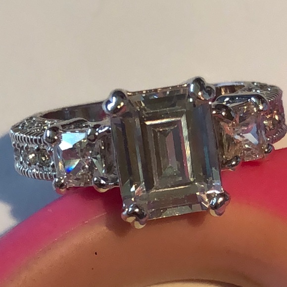 Jewelry | Cubic Zirconia Ring In A Beautiful Setting | Poshmark